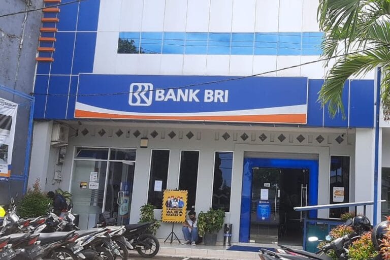 Laba BRI Turun Bulan Lalu, Mengapa?